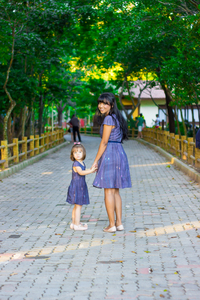 LOOK MAE E FILHA - INGRID BEHRMANN - Blog da Maanuh
